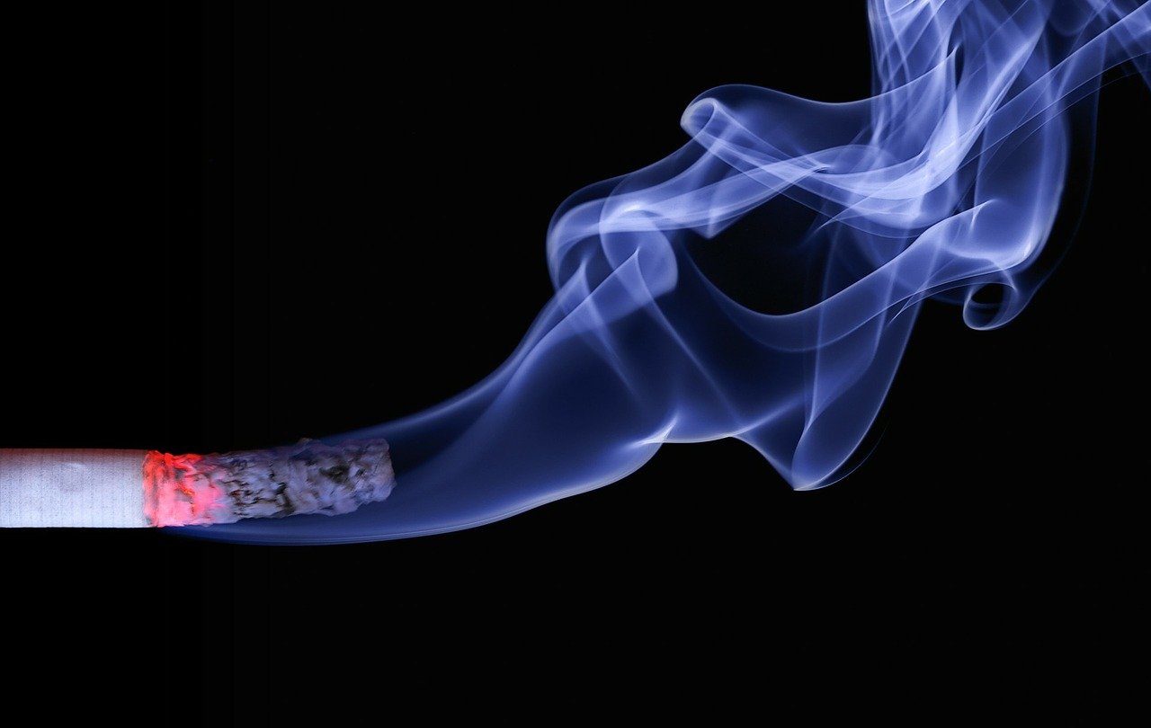 The Smoker's Guide to Smoking Odor Removal and Prevention